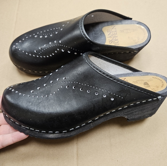 skane toffeln | Shoes | Skane Toffeln 39 Swedish Closed Toe Cut Out ...